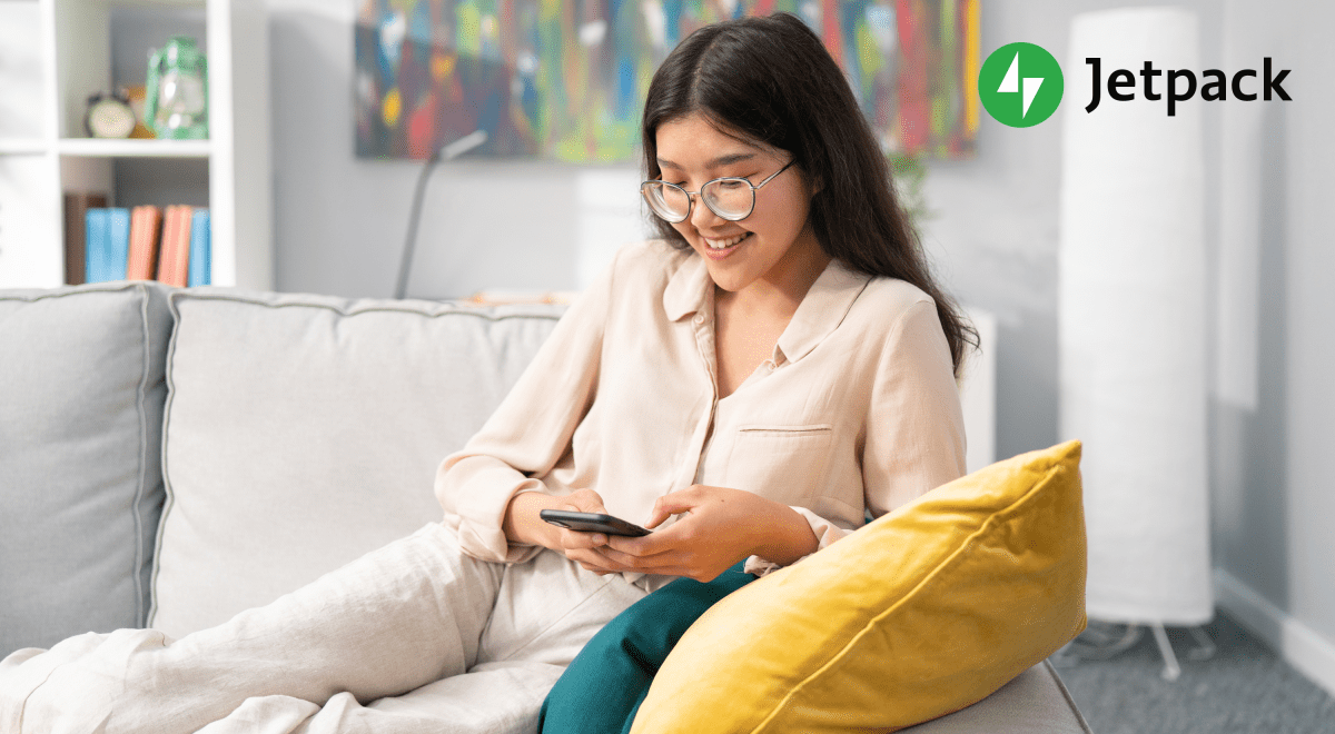 How to Manage WordPress Comments (+ 8 Best Plugins)